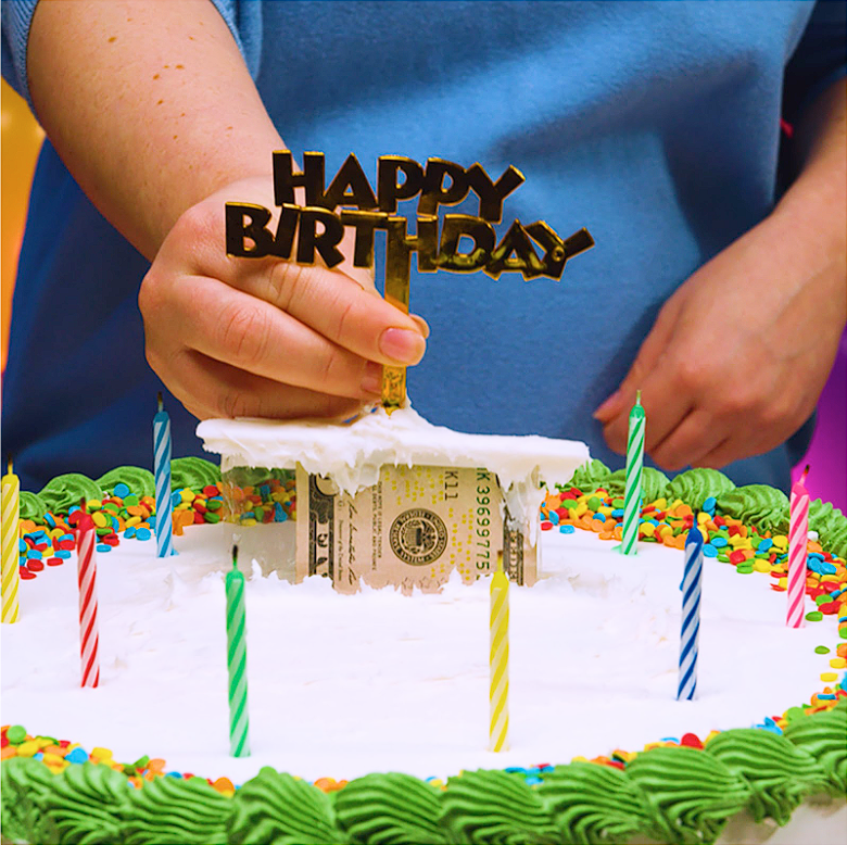 How-To: Make a DIY Money Cake or Cash Cake– Best Party Ever!